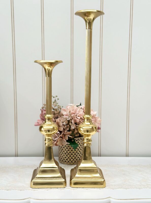 Polished Pillar Gold Candle Holder | Rococo Decor